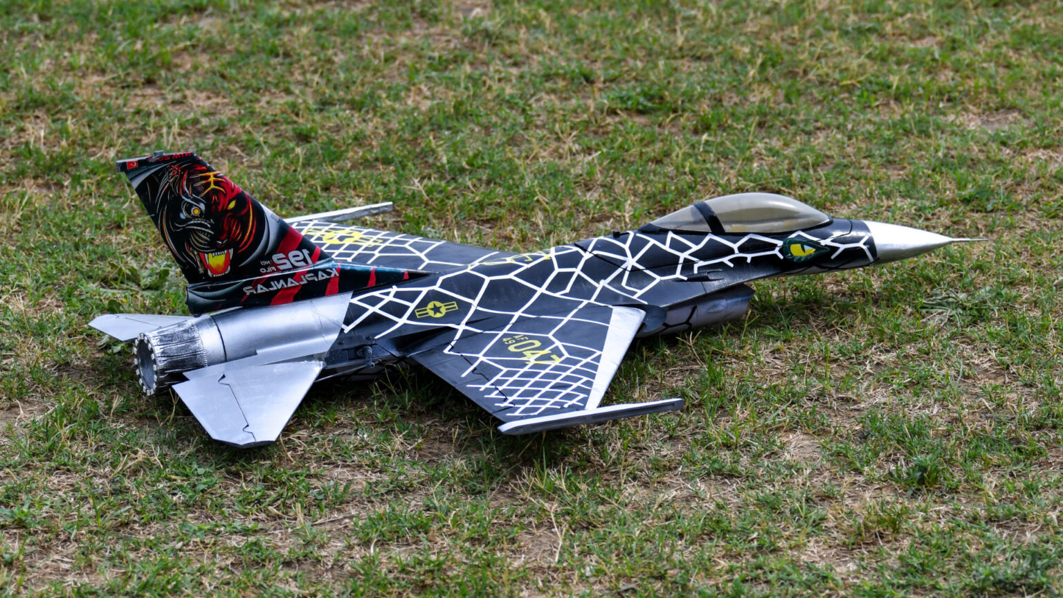 3D Printed RC Plane - OWL F-16 Falcon - 64mm | www.OWLplane.com